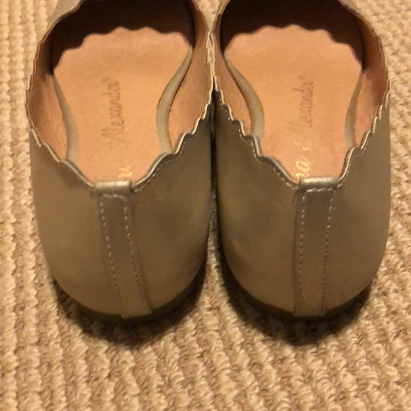 Athena Alexander | Shoes | Athena Alexander Gold Scallop Ballet Flats ...